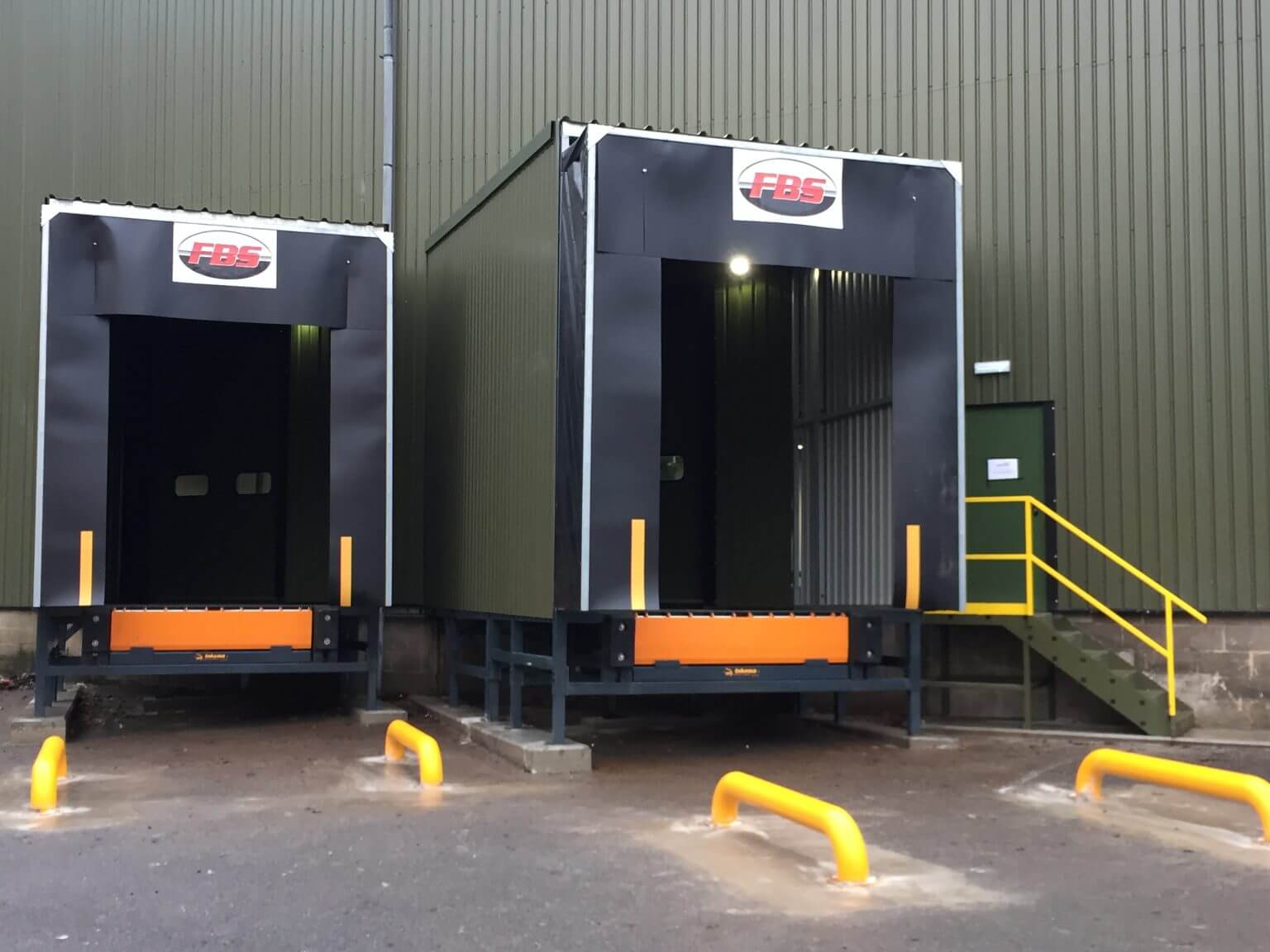 Loading Bay Dock Houses | FBS Hörmann