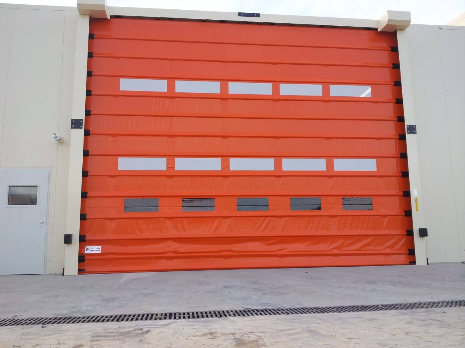 Loading Bay Doors | Fen-Bay Services Ltd