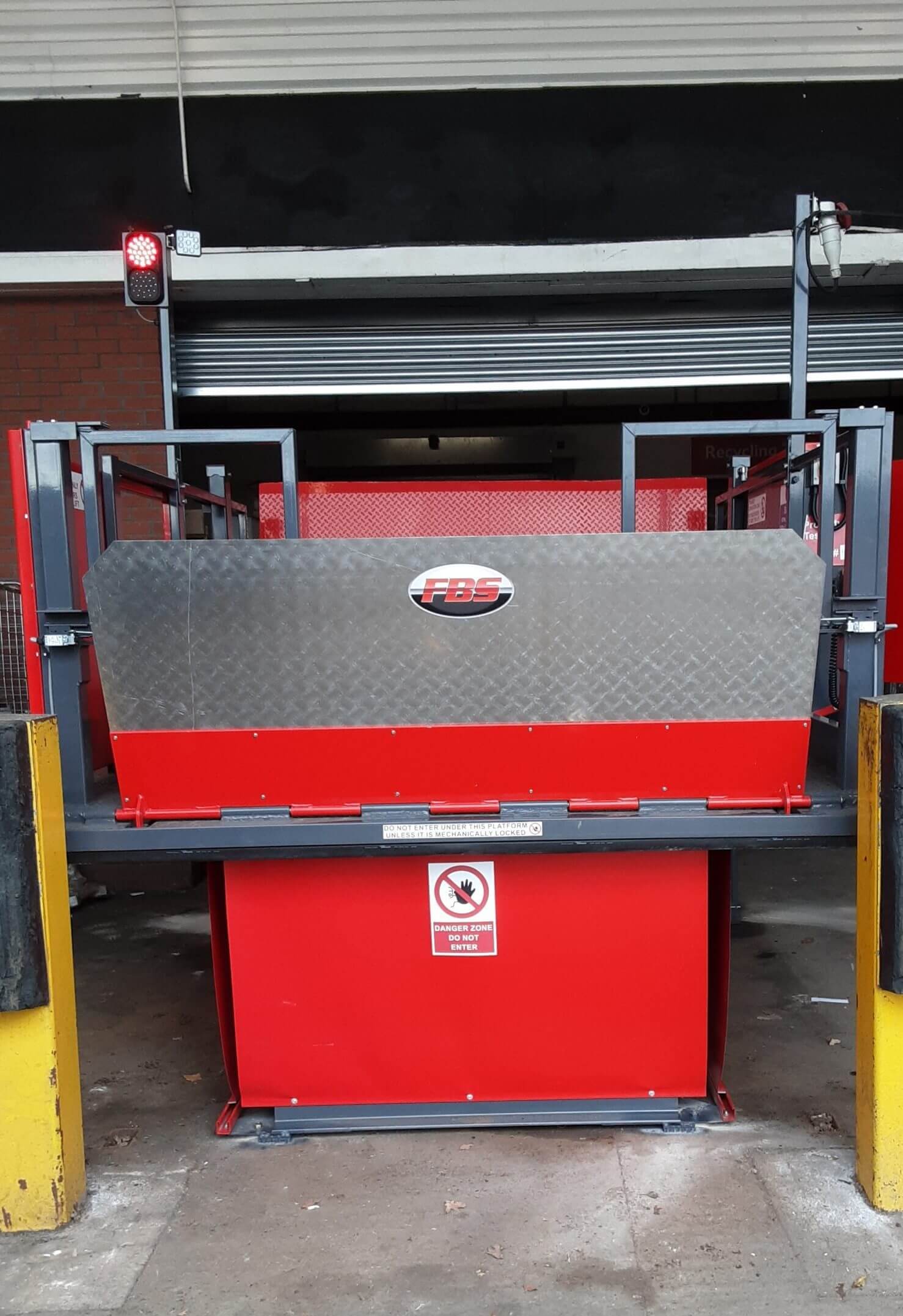 Double Deck Scissor Lifts | Fen-Bay Services Ltd